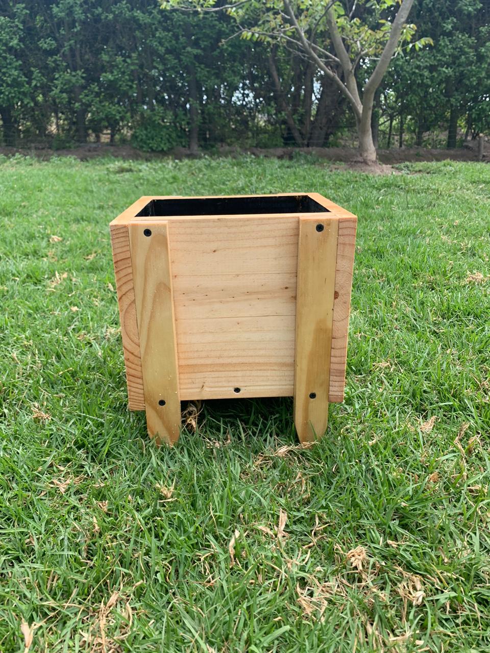 ᐅ Macetero Rústico de Madera 🌾 Huertos Alma ☘️